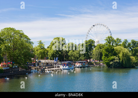 Windsor riverside scene Berkshire England Stock Photo - Alamy