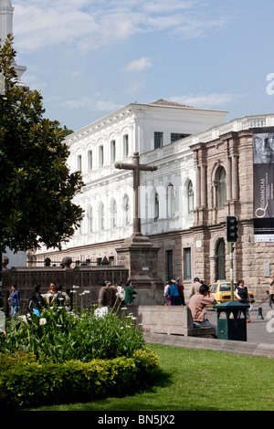 Independence Square in historic Quito Ecuador Stock Photo - Alamy