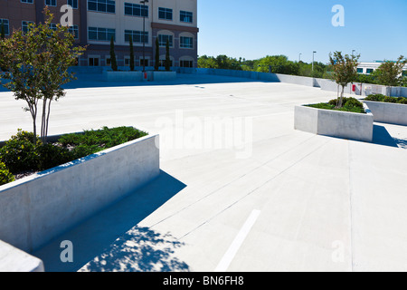 Precast and prestressed concrete parking garage car park with ...