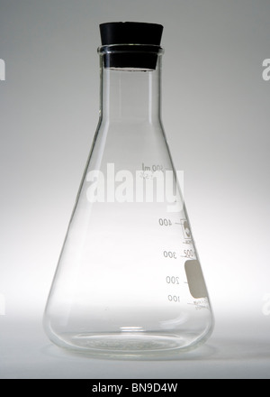 stoppered Erlenmeyer flask Stock Photo - Alamy