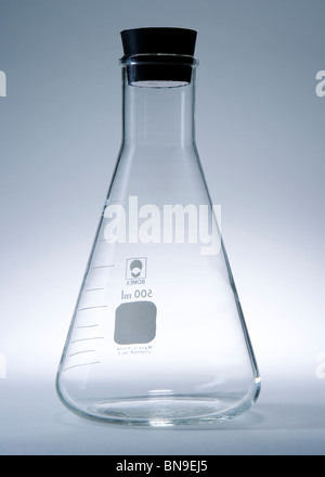 stoppered Erlenmeyer flask Stock Photo - Alamy