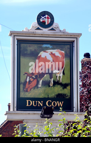 Dun Cow Dunchurch Stock Photo - Alamy