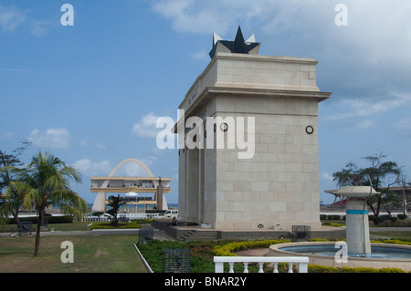 The Independence Arch of Independence Square of Accra, Ghana at sunset ...