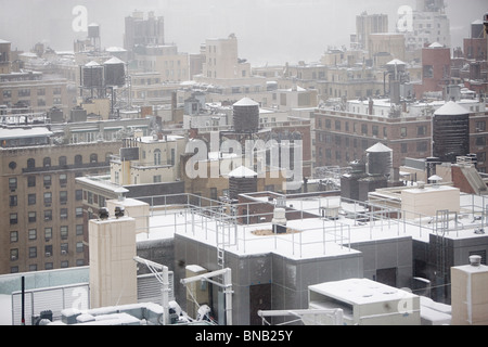Snow on the roof tops of the City of London December 1981 Stock Photo ...