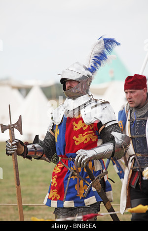 Battle of Tewkesbury Re-enactment, 2010. Yorkist pikemen advance ...