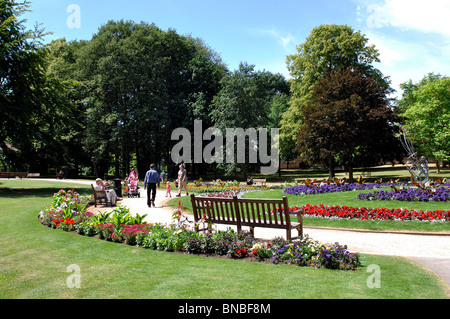 Caldecott Park in summer, Rugby, Warwickshire, England, UK Stock Photo ...