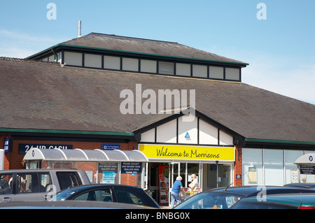 Welcome to Morrisons sign above shop entrance Stock Photo - Alamy