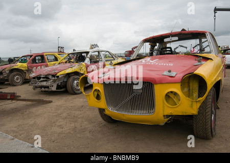 unlimited banger racing smashed up car cars repair repairing car cars ...
