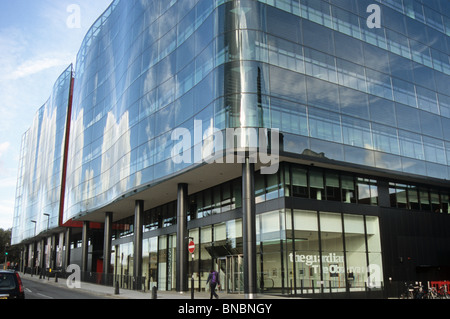 The Guardian and Observer building, Kings Place, London Kings Cross ...