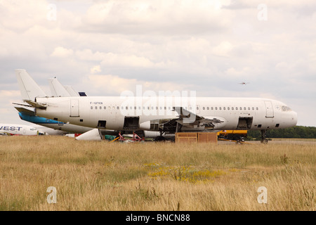 Airplane being scrapped and dismantled for parts. 747-400 of Corsair ...