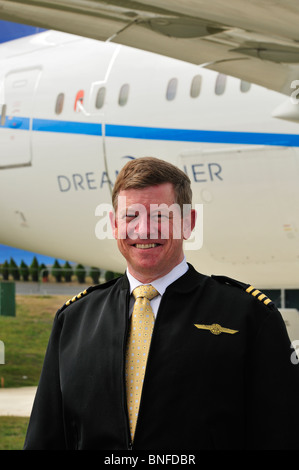 Captain Mike Bryan Boeing test pilot 787 Dreamliner Stock Photo - Alamy