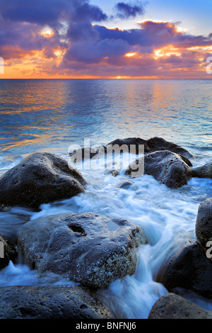 Rocks on Sunset Beach on Oahu, Hawaii Stock Photo - Alamy