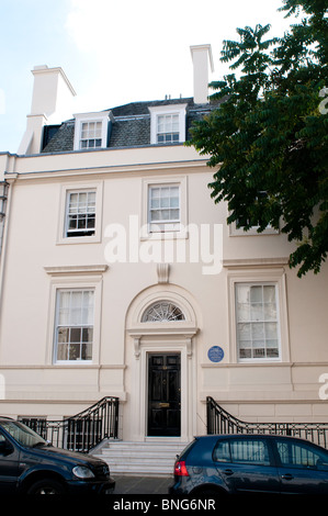 wilton crescent london sw1 uk 2004 Stock Photo - Alamy