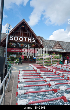 Booths Supermarket Keswick Stock Photo - Alamy