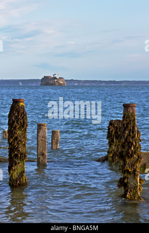 Wooden groynes at Southsea, Portsmouth Stock Photo - Alamy