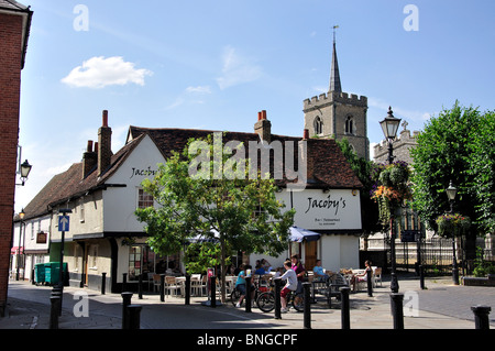 Jacoby's Restaurant and St.Mary's Church, Tudor Square, Ware ...