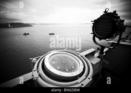 SHIP'S BRIDGE WING COMPASS Stock Photo - Alamy