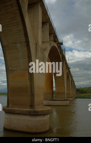 the jozini dam and irrigation system, kwazulu-natal south Stock Photo ...