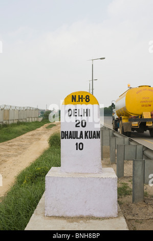 Milestone at the roadside, National Highway 8, New Delhi, India Stock ...