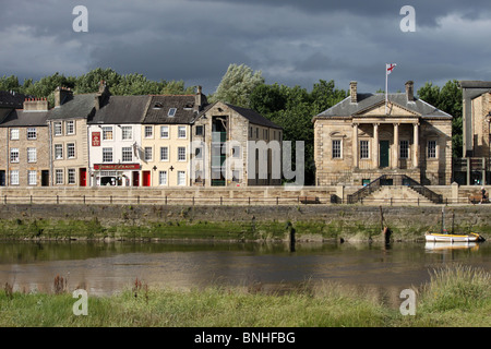 View across River Lune to buildings on St George's Quay, Lancaster ...