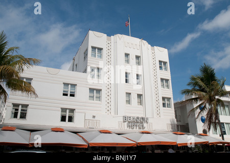 The Art Deco style Beacon Hotel at dawn on Ocean Drive in Miami Beach ...