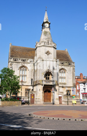 Banbury Town Hall and civic centre building . Banbury Oxfordshire ...
