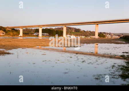 The bridge over the River Camel at Wadebridge, Cornwall, UK Stock Photo ...