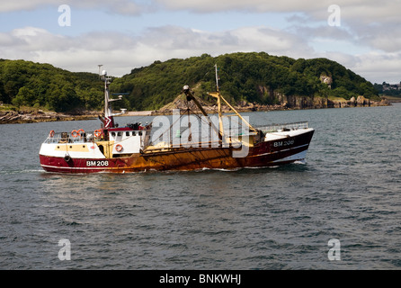 Trawler BM208 leaving Brixham harbour,Brixham, Breakwater, sunny, sky ...