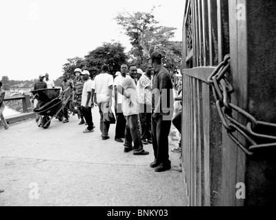 The border between Haiti and the Dominican Republic at the Jimani ...
