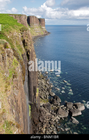 cliffs of the island of Skye Stock Photo - Alamy