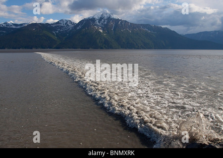Bore Tide in Turnagain Arm near Anchorage, Alaska Stock Photo - Alamy