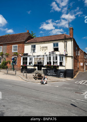 The Cross Keys Pub in the village of Epperstone, Nottinghamshire ...