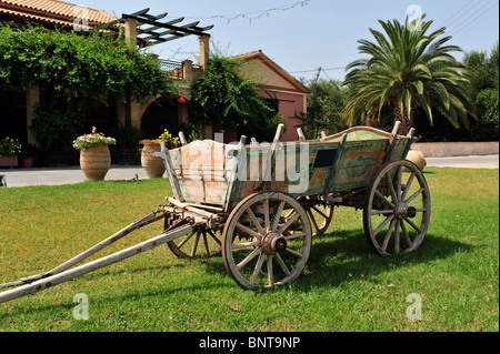 An antique cart Stock Photo - Alamy