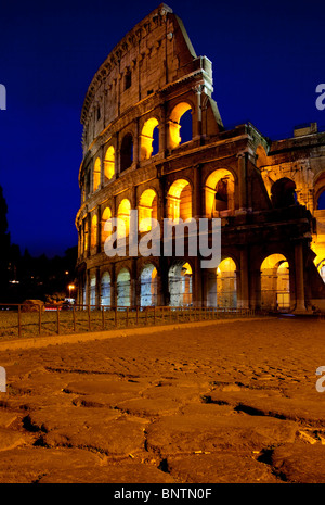 Ancient cobblestone road leading to the Roman Coliseum, Rome Lazio ...