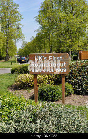 First UK roundabout sign, Letchworth Garden City, Hertfordshire ...