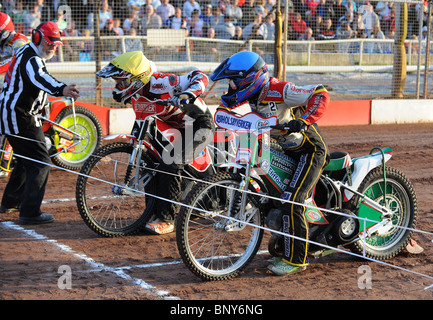 Speedway race start during a fixture between the Swindon Robins and the ...