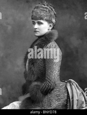 DAISY GREVILLE, Countess of Warwick (1861-1938) English socialite and ...