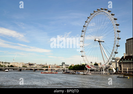 London Eye observation wheel Stock Photo - Alamy