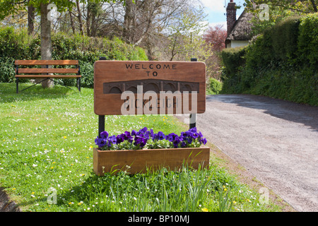 Devon sign, Welcome to Devon Britain UK Stock Photo - Alamy