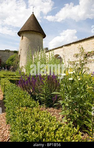 France, Val d'Oise, Vexin, Chaussy, domaine of Villarceaux Stock Photo ...