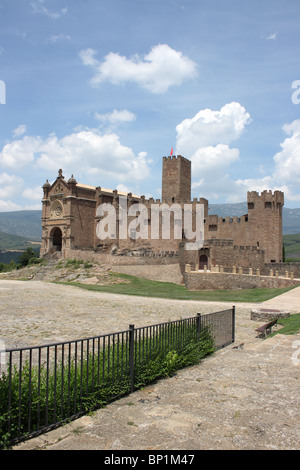 Hilltop castle, Castillo de Javier / Xabier, near Sanguesa, Navarra ...