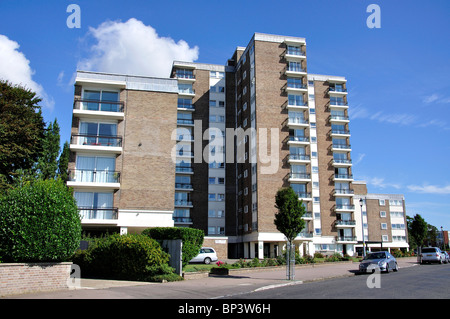Frinton Court apartment buildings, The Esplanade, Frinton-on-Sea, Essex ...