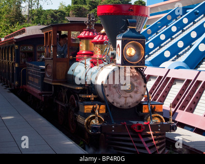 Disneyland Railroad, Disneyland Paris Stock Photo - Alamy