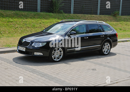 Skoda Superb Combi Stock Photo - Alamy