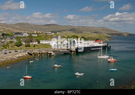 Tarbert ferry terminal town on Harris Outer Hebrides, Western Isles ...