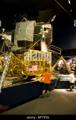 Schoolchildren in the Exploring Space section of the Science Museum ...