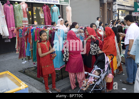 Pakistani neighborhood along Coney Island Avenue in the Flatbush ...