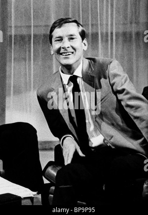 KENNETH WILLIAMS ACTOR (1969 Stock Photo - Alamy