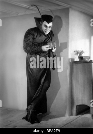 Emil Jannings Film: Faust: A German Folk Legend (1926) Characters ...