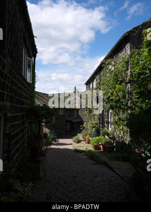 Diglea Hamlet, Diggle, Saddleworth, Lancashire, England, UK Stock Photo ...